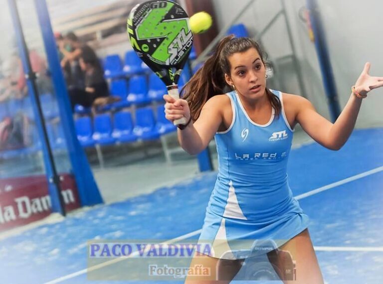 Irene Gómez: La Voz del Pádel que Desafía Prejuicios | FEP Padel